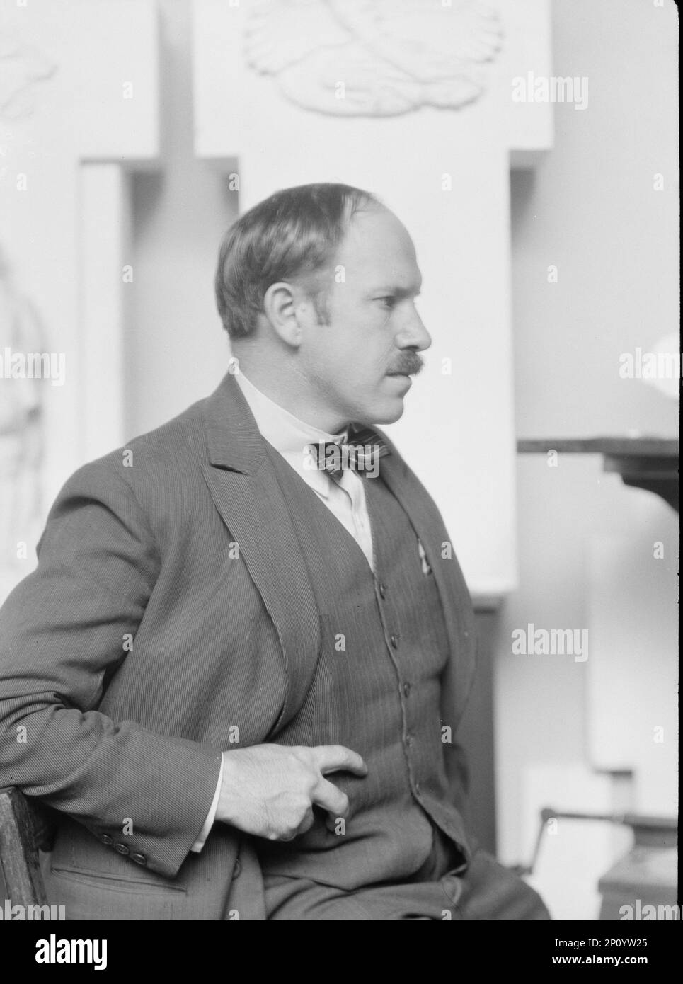 Manship, Paul, portrait photograph, 1928 June 8 Stock Photo - Alamy