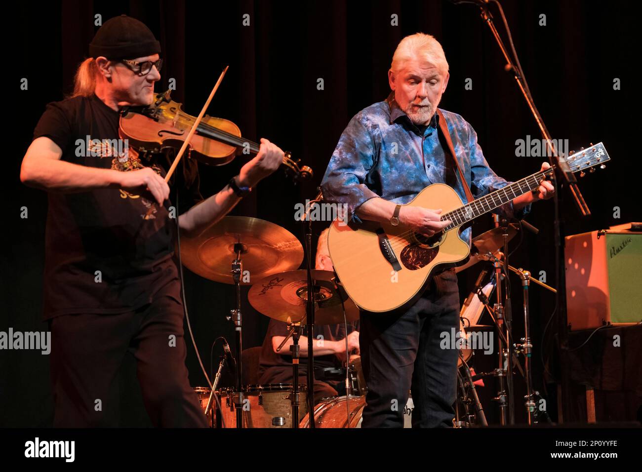 Ric Sanders and Simon Nicol of Fairport Convention performing at the ...