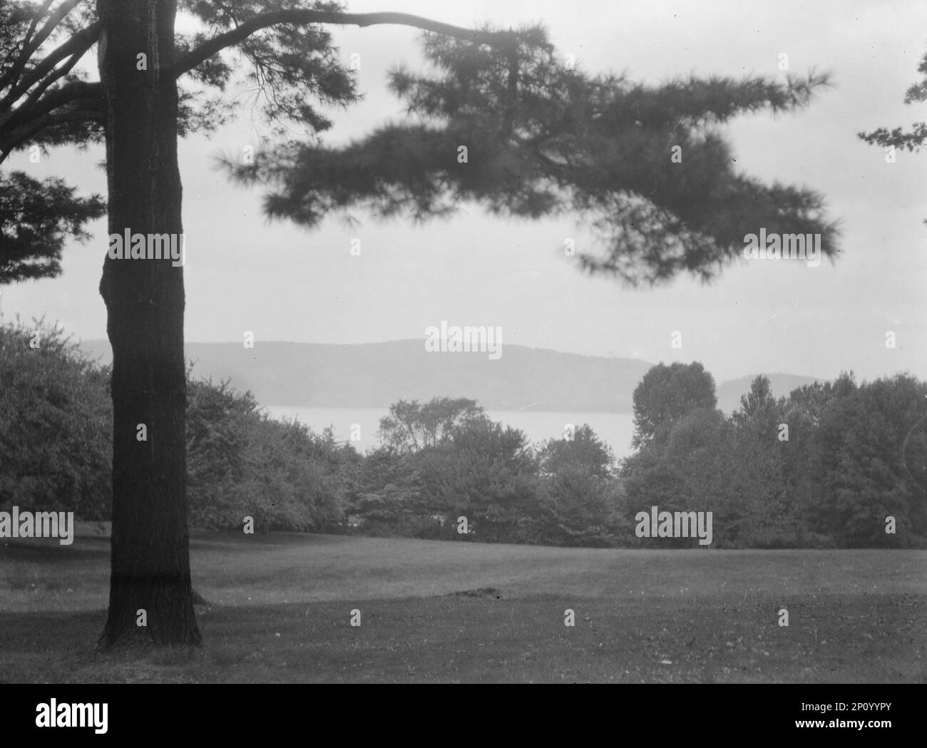 Vanderlip, Frank A., house and school, 1918 Stock Photo - Alamy