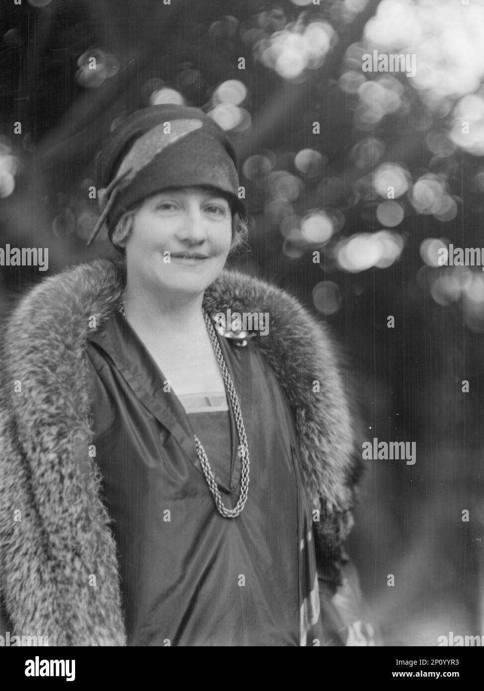 Mrs bertram alanson hi-res stock photography and images - Alamy