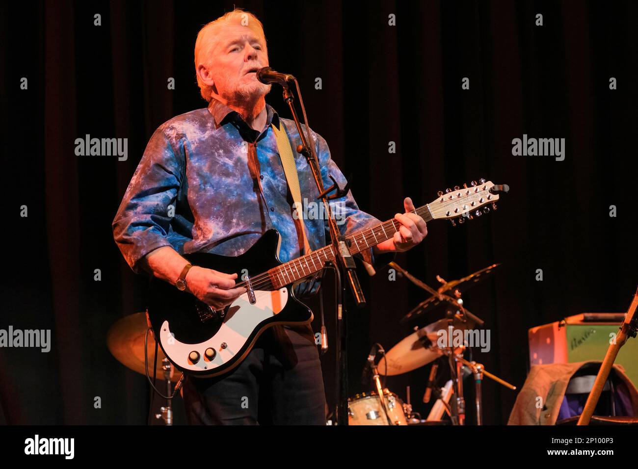 Simon Nicol of Fairport Convention performing at the Beck Theatre ...