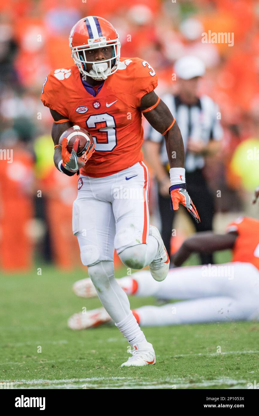 Clemson wide receiver Artavis Scott (3) during the NCAA college ...