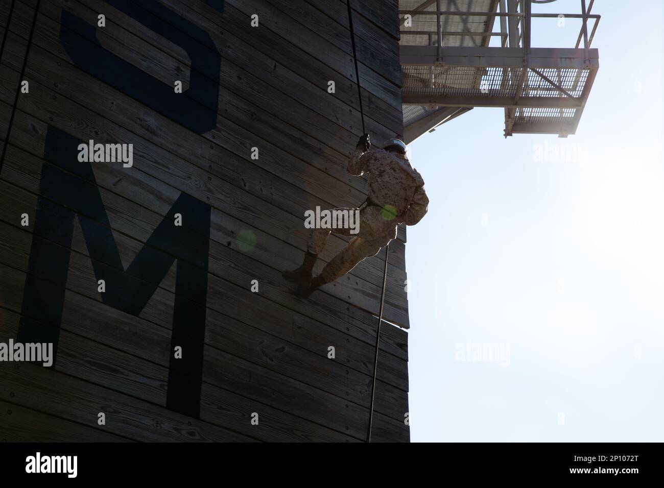 Recruits with Lima Company, 3rd Recruit Training Battalion, tackle the ...