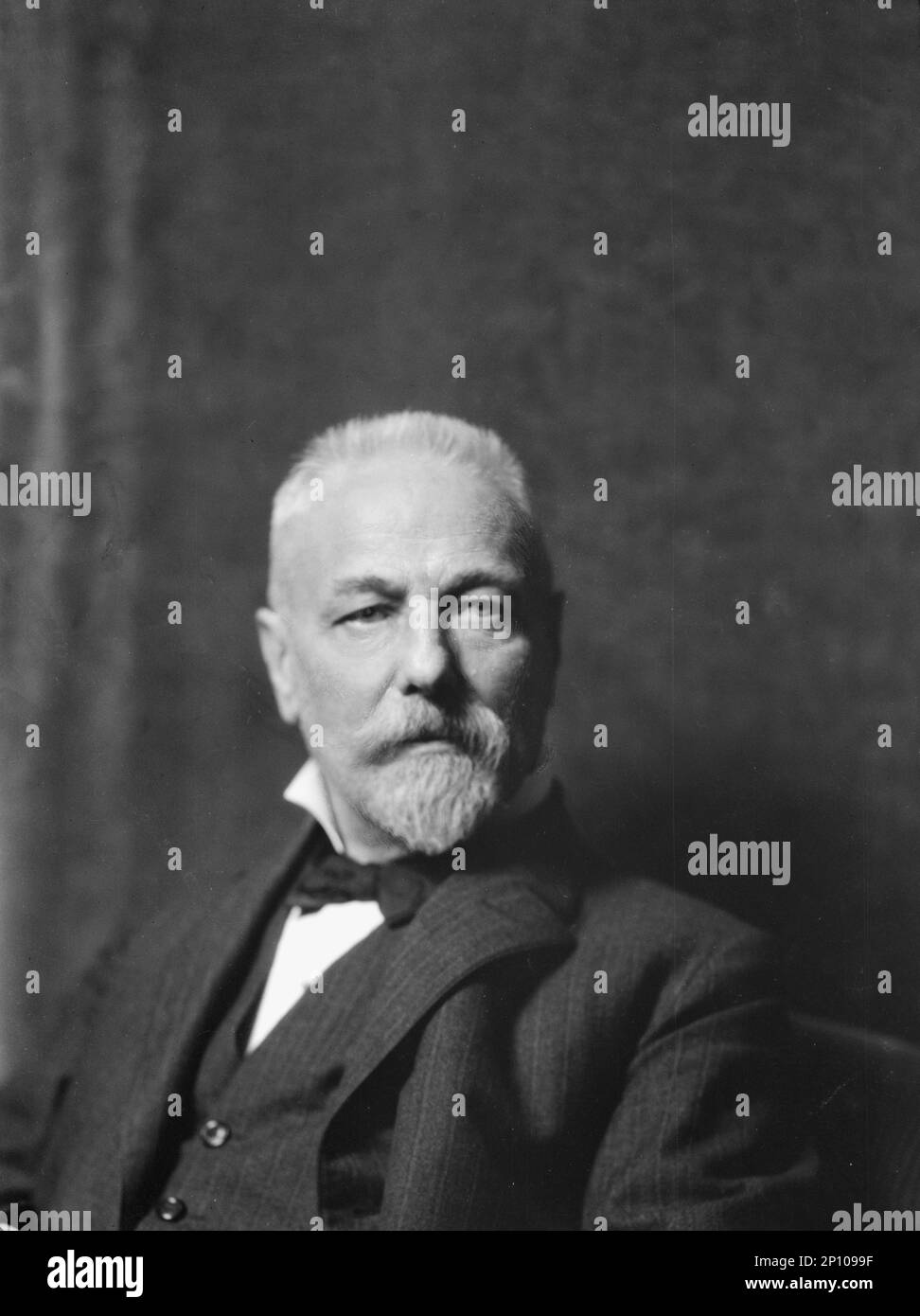 30 photographs Black and White Stock Photos & Images - Alamy