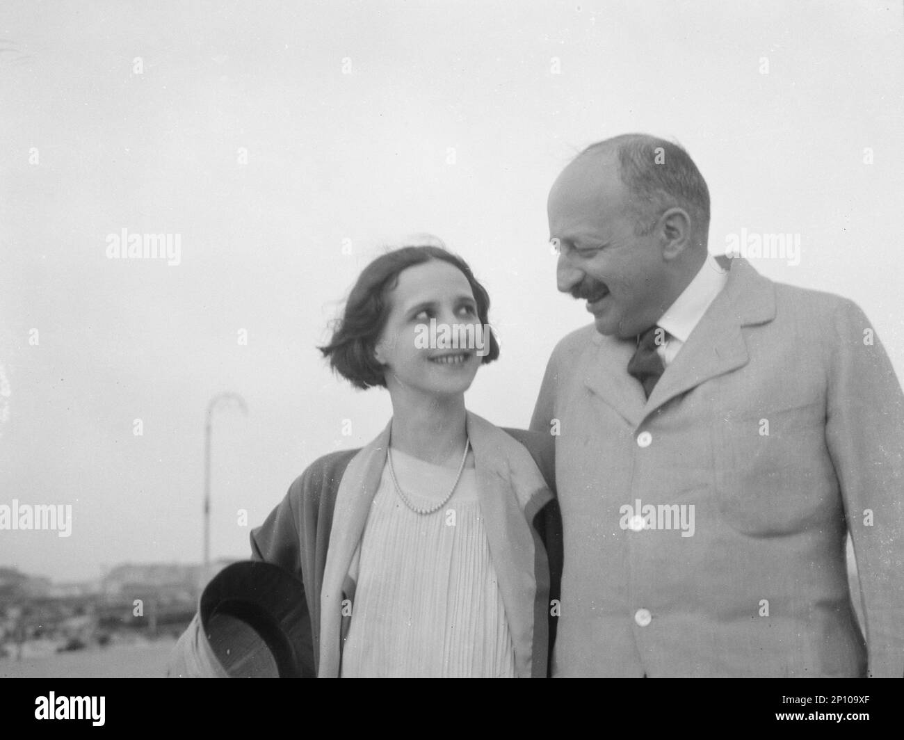 Anna rothbart hi-res stock photography and images - Alamy