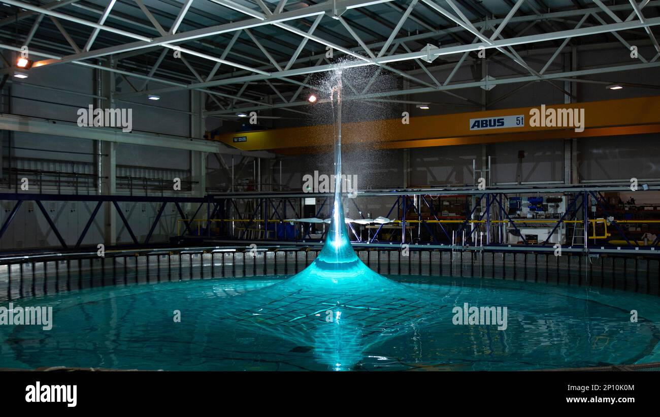 Ash regan flowave hi-res stock photography and images - Alamy