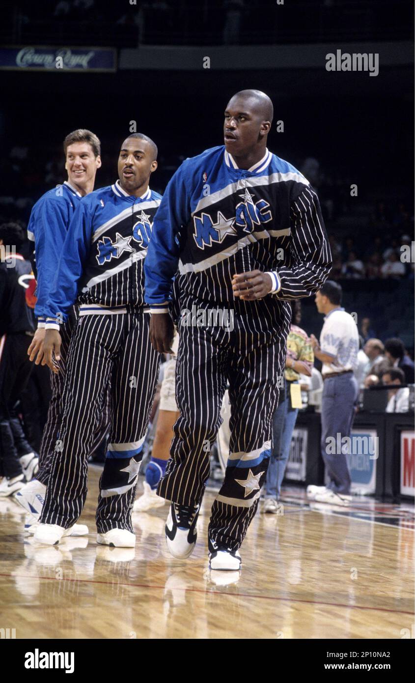 Orlando Magic center Shaquille O'Neal (32) warms up for play against ...