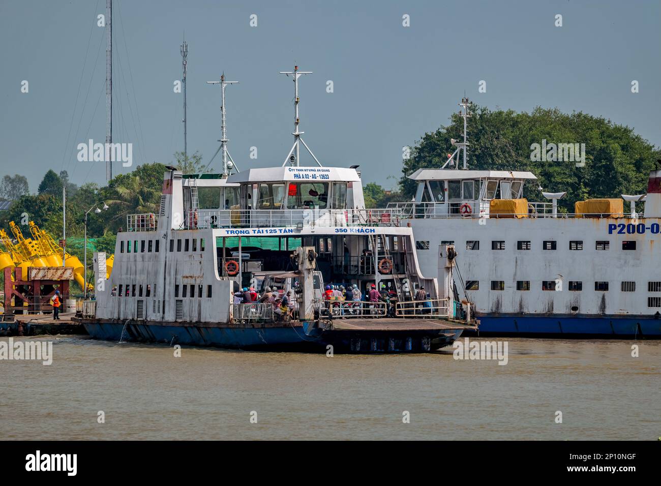 Ferry across the Mekong River, Sa Dec City, Vietnam Stock Photo - Alamy