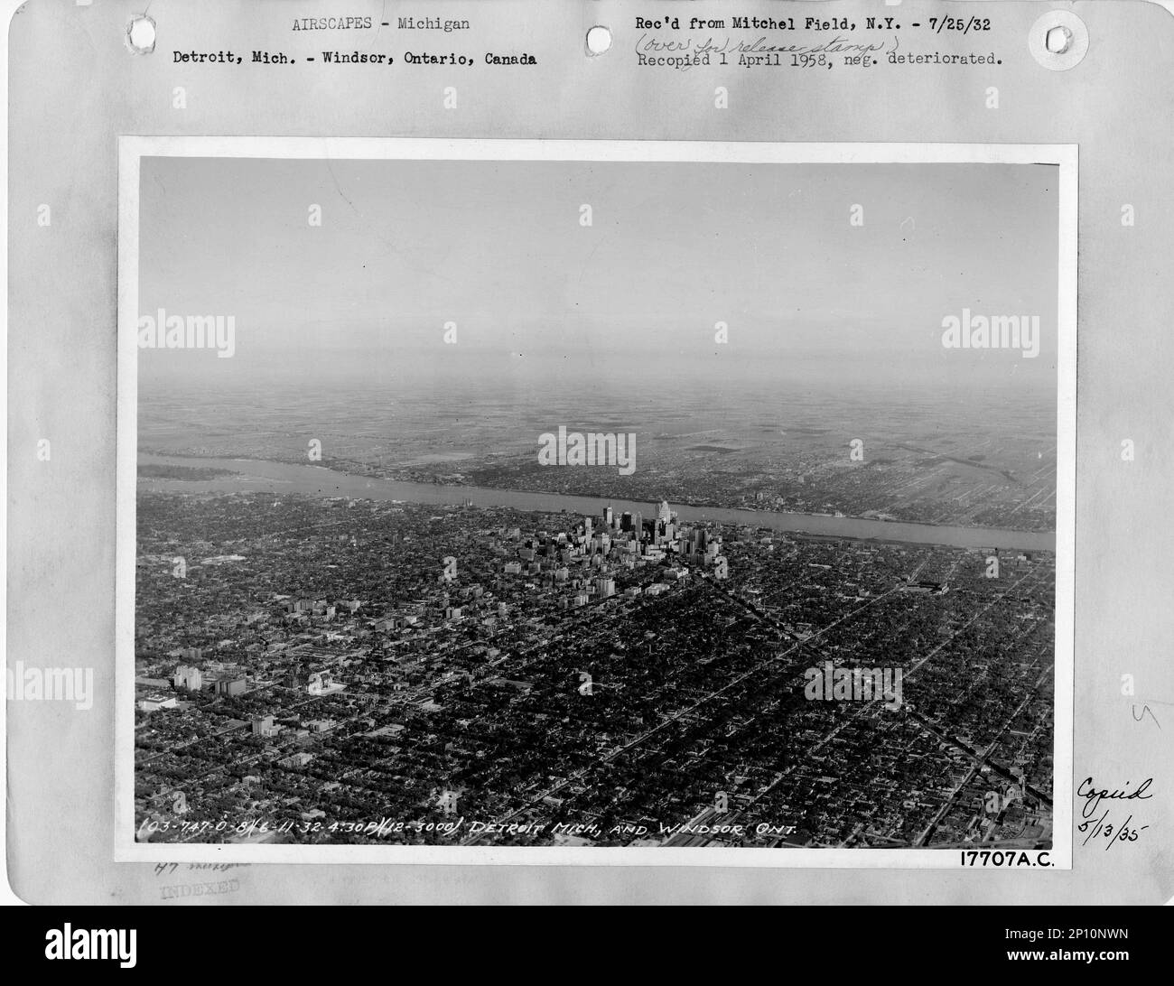 Detroit aerial view Black and White Stock Photos & Images - Alamy