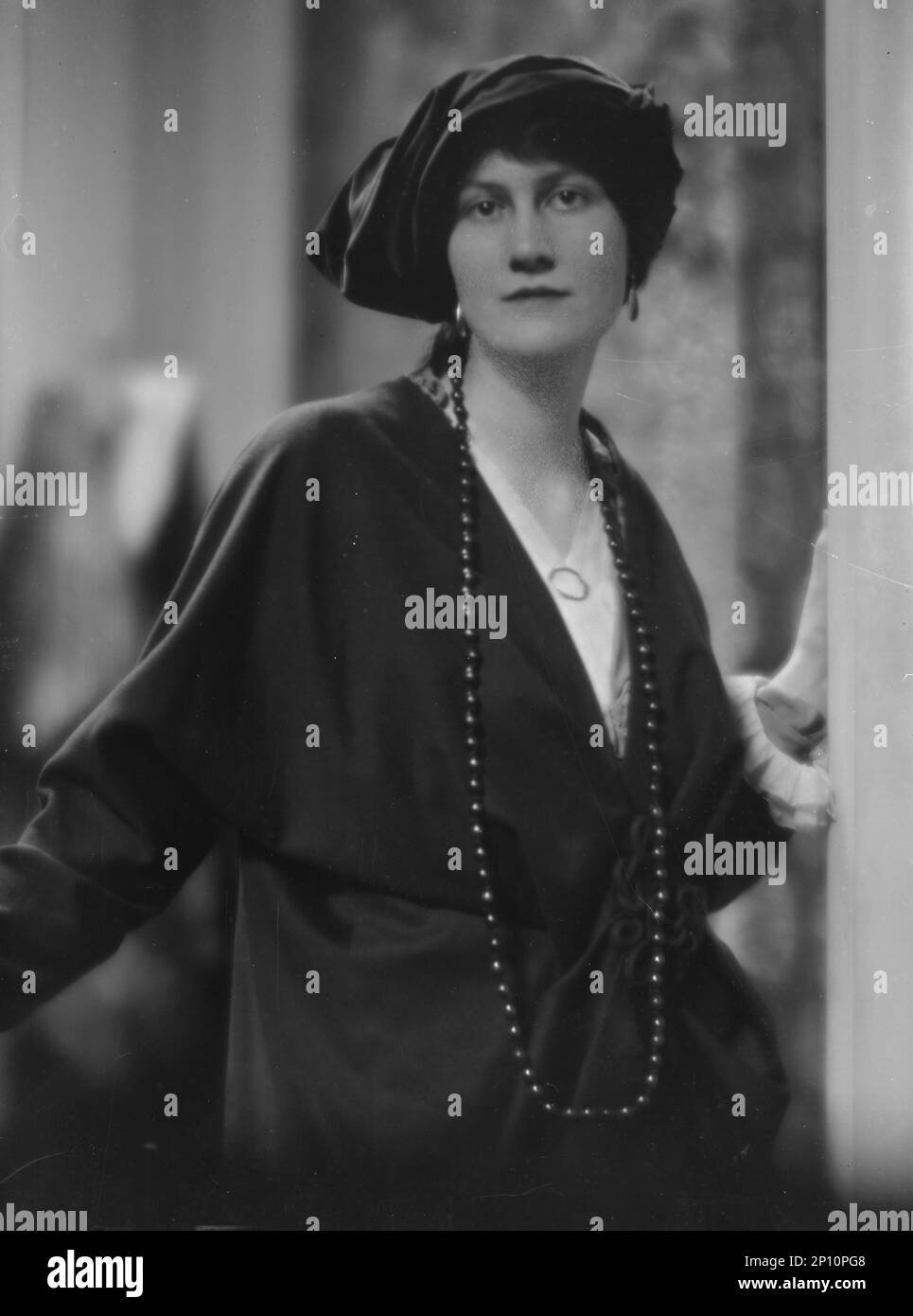 Frances arnold Black and White Stock Photos & Images - Alamy