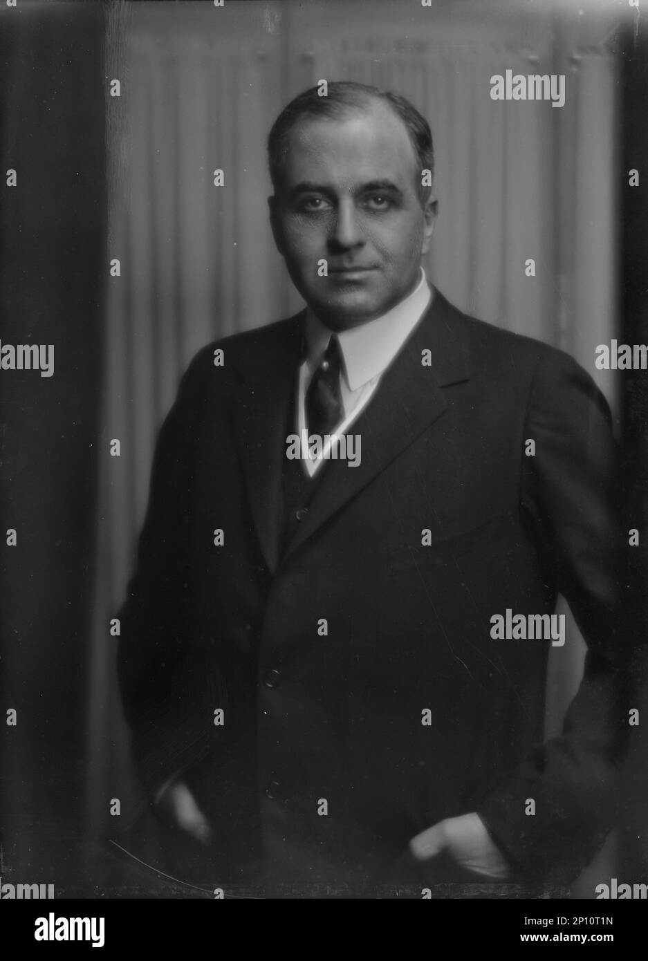 Bruce, J.M., Mr., portrait photograph, 1916 Stock Photo - Alamy