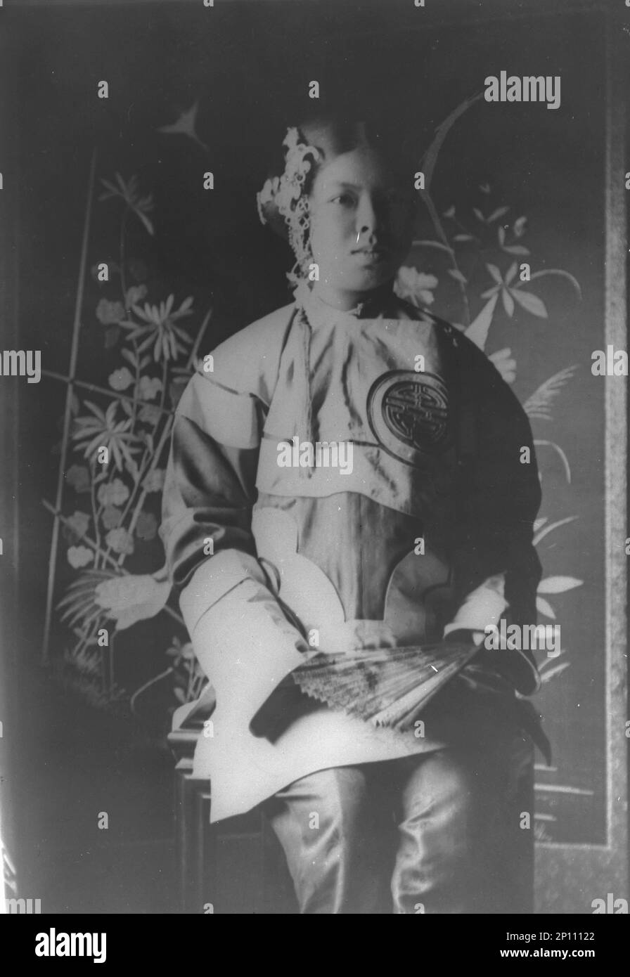 Chinese girl, Chinatown, San Francisco, between 1896 and 1906 Stock ...