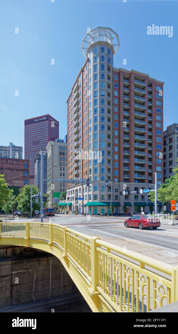 Pittsburgh Downtown: Encore Apartments is a brick and terra cotta high ...