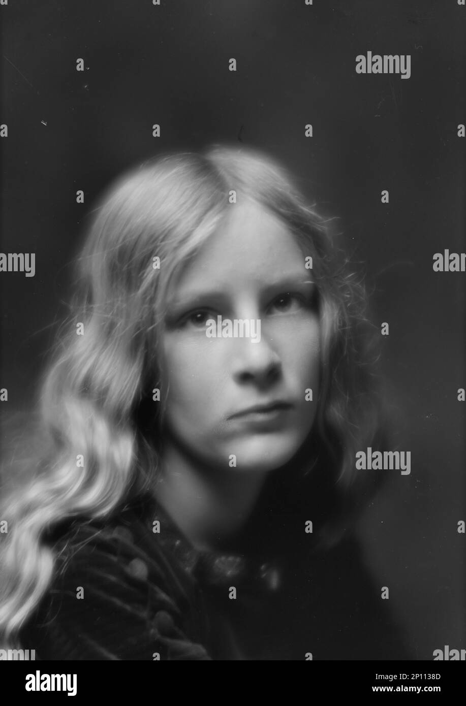 Miss catherine arnold hi-res stock photography and images - Alamy