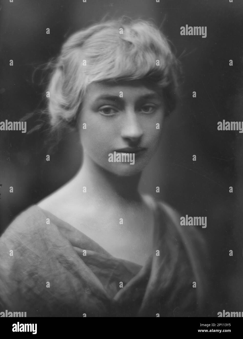 Cordts, Florence, Miss, portrait photograph, 1916 Stock Photo - Alamy