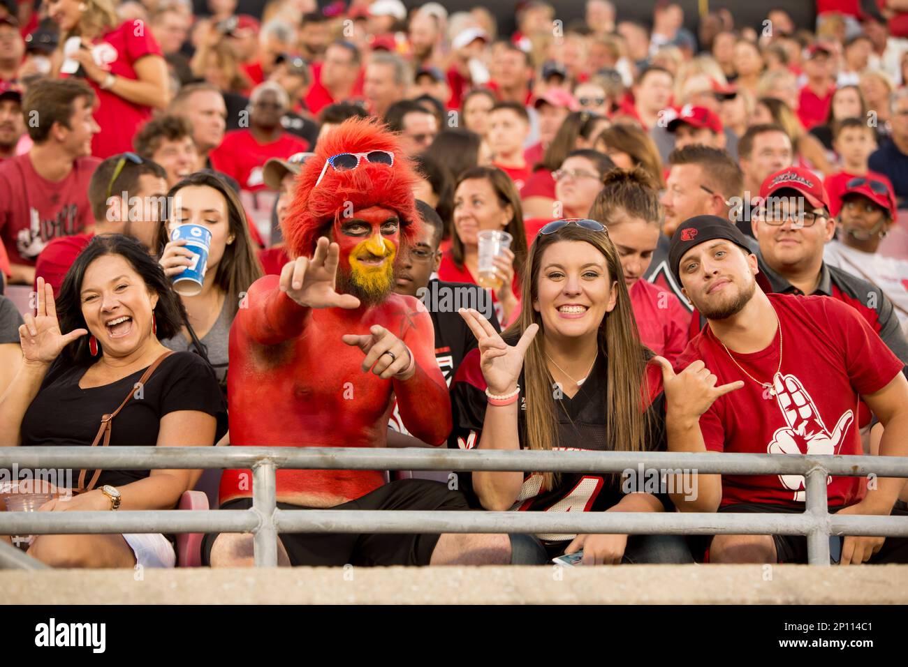 September 1, 2016: Louisville Cardinal fans during the 1st half of the ...