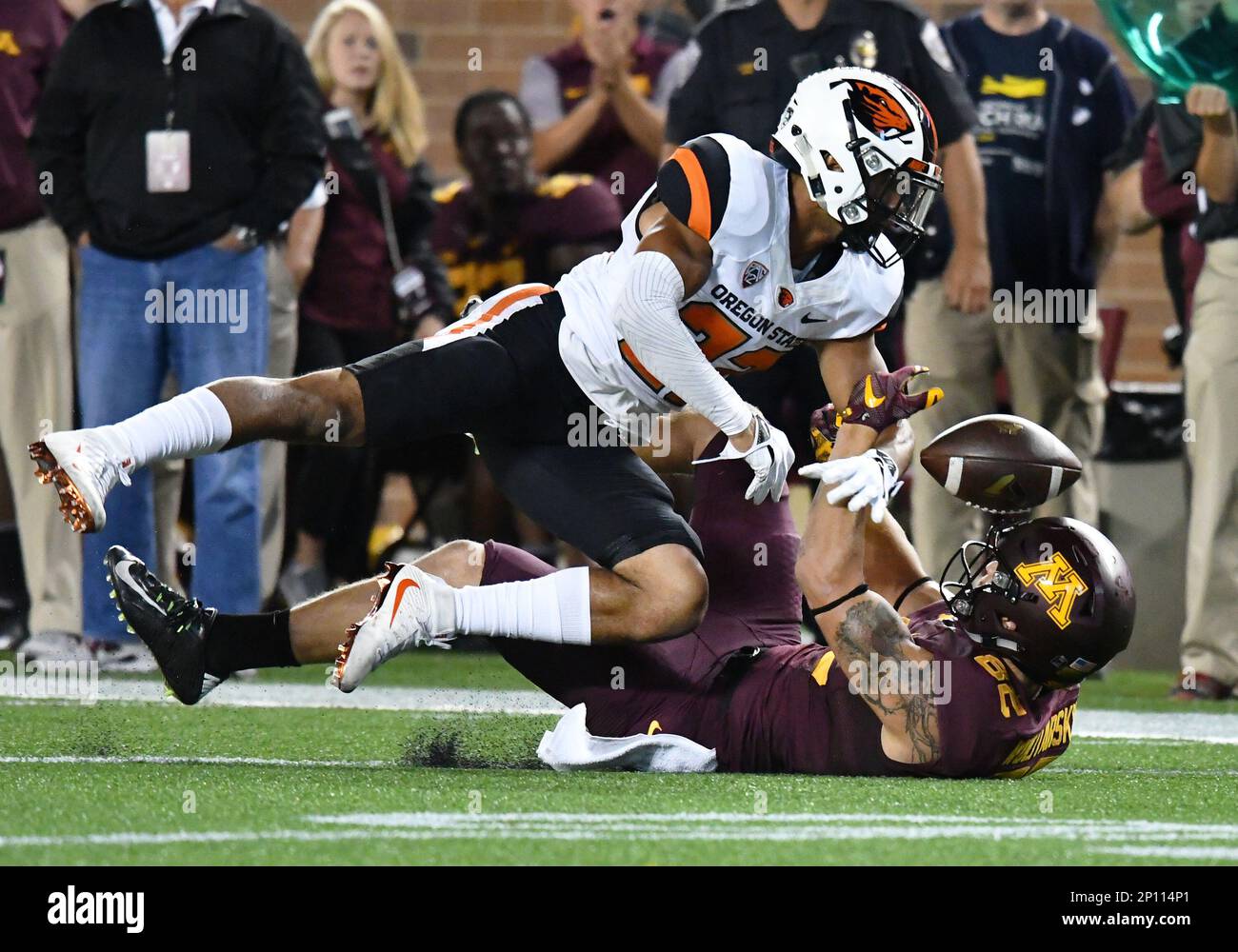 September 1, 2016: Oregon State Beavers cornerback Xavier Crawford (22 ...