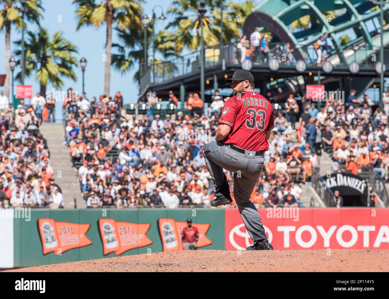 AUG 31 2016: Arizona Diamondbacks relief pitcher Jake Barrett (33) on ...