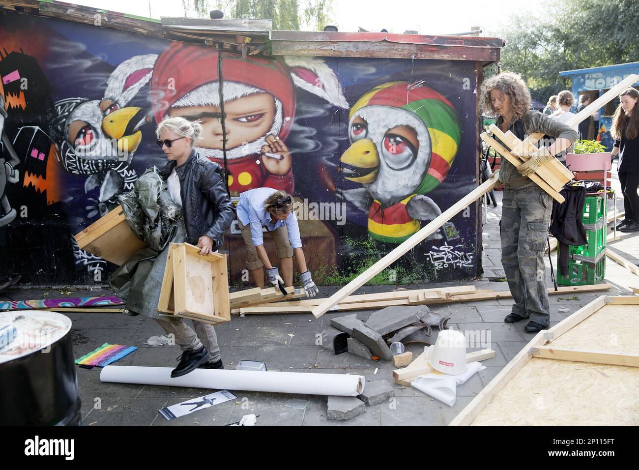 Residents of Christiania, remove the illegal hashish stalls in Pusher ...