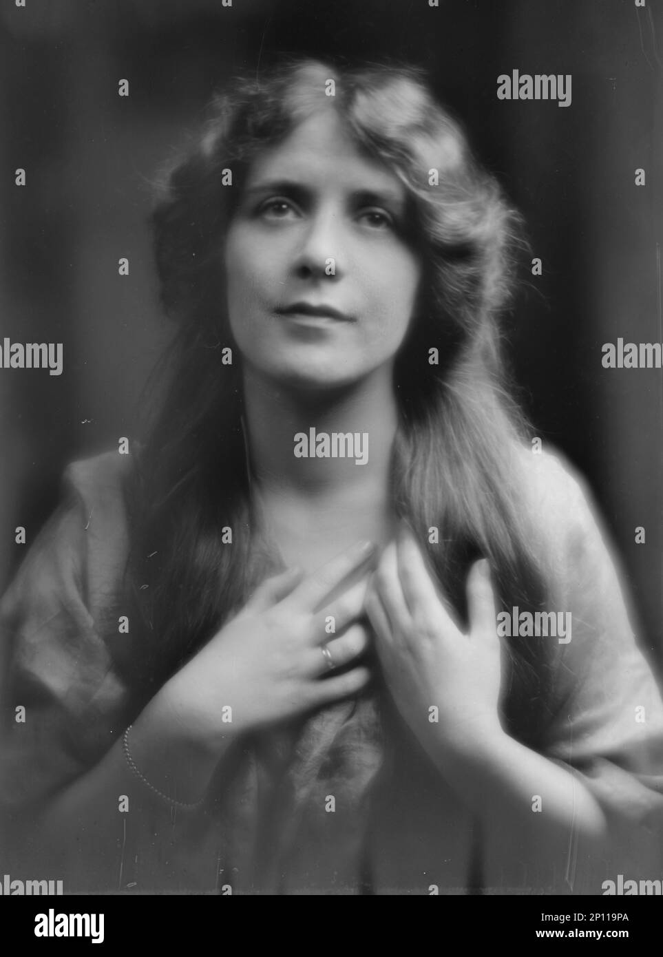 Dore miss m hi-res stock photography and images - Alamy