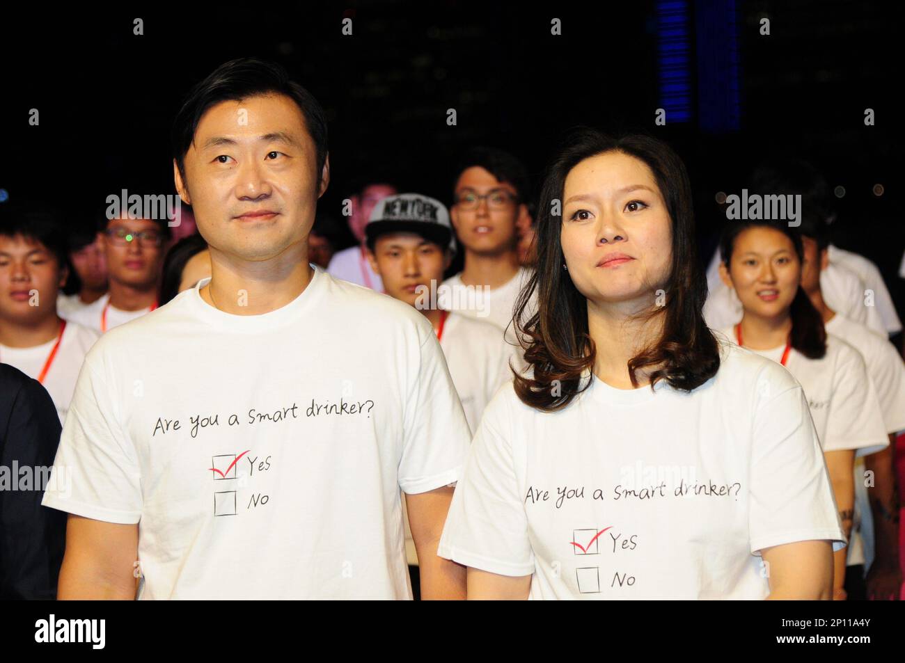 Pregnant retired Chinese tennis superstar Li Na, right, and her husband ...