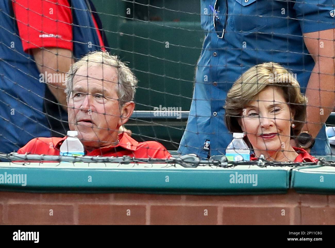 29 AUG 2016: Former president George W. Bush and wife Laura look on ...