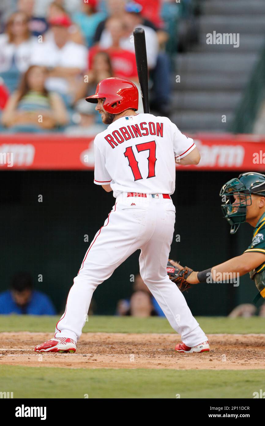 August 4, 2016: Los Angeles Angels left fielder Shane Robinson (17 ...