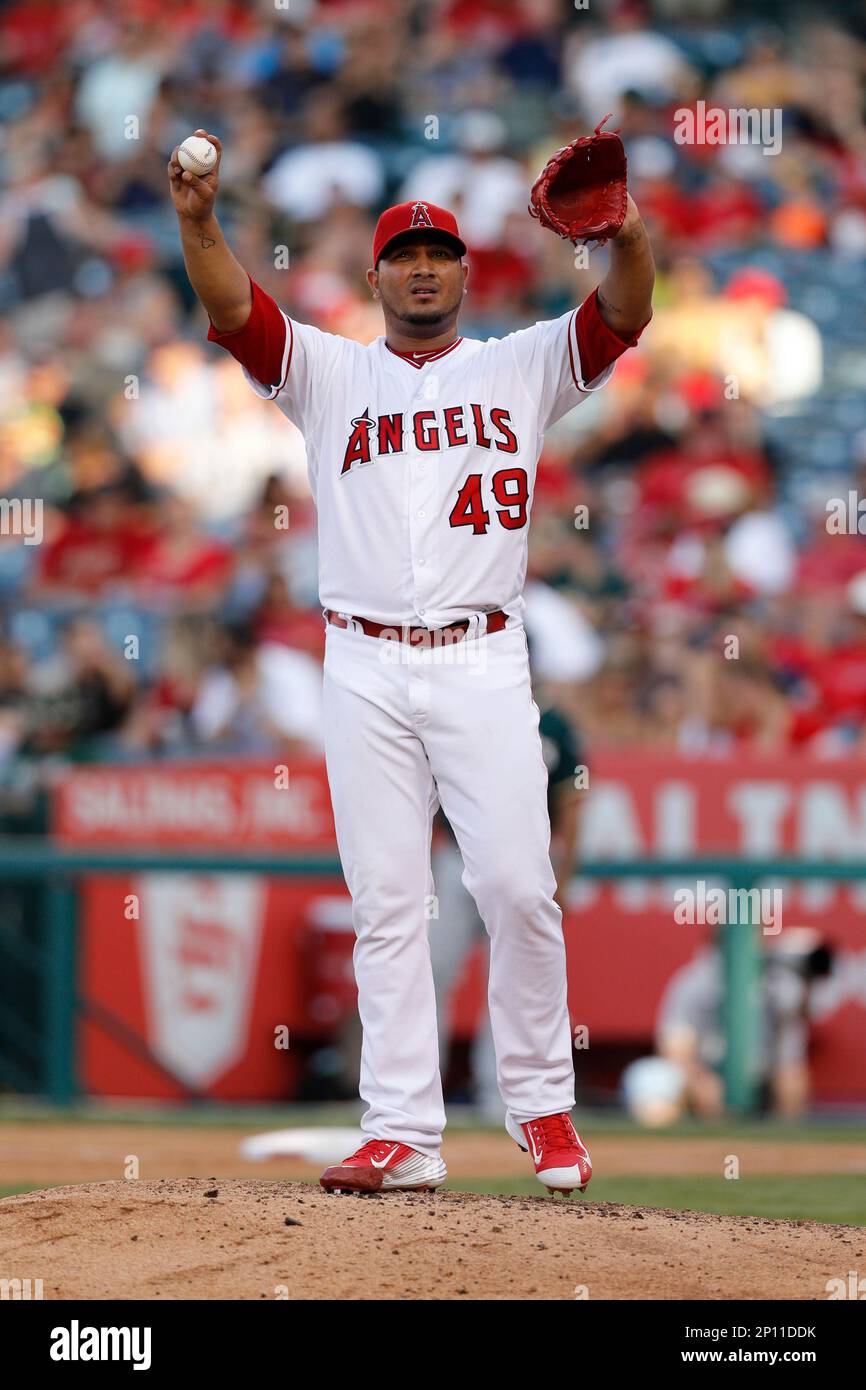 August 4, 2016: Los Angeles Angels starting pitcher Jhoulys Chacin (49 ...