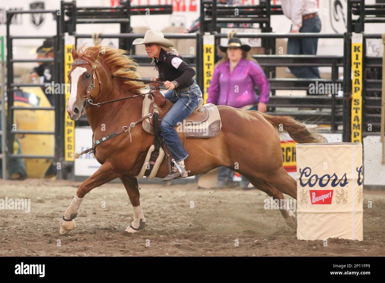 26 Aug 2016: Kim Schulze scored a time of 17.49 during the Barrel ...