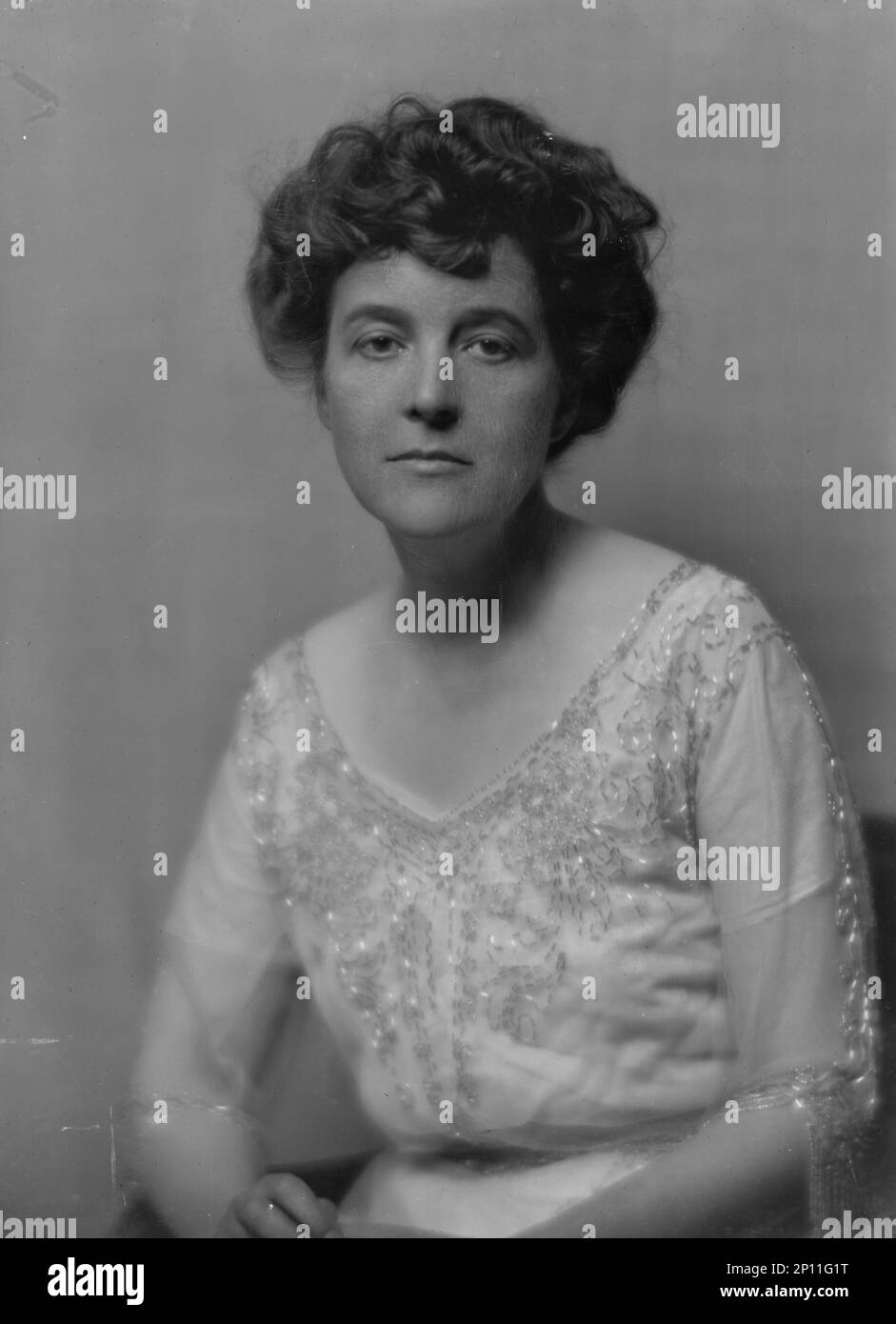 Gale, Zona, Miss, portrait photograph, 1917 May 15 Stock Photo - Alamy