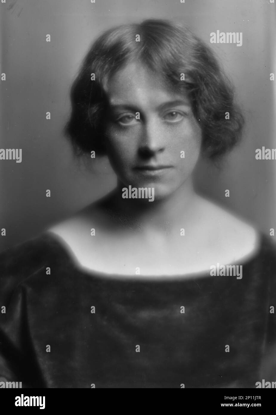 Greenwood, S., Miss, portrait photograph, 1914 Mar. 9 Stock Photo - Alamy