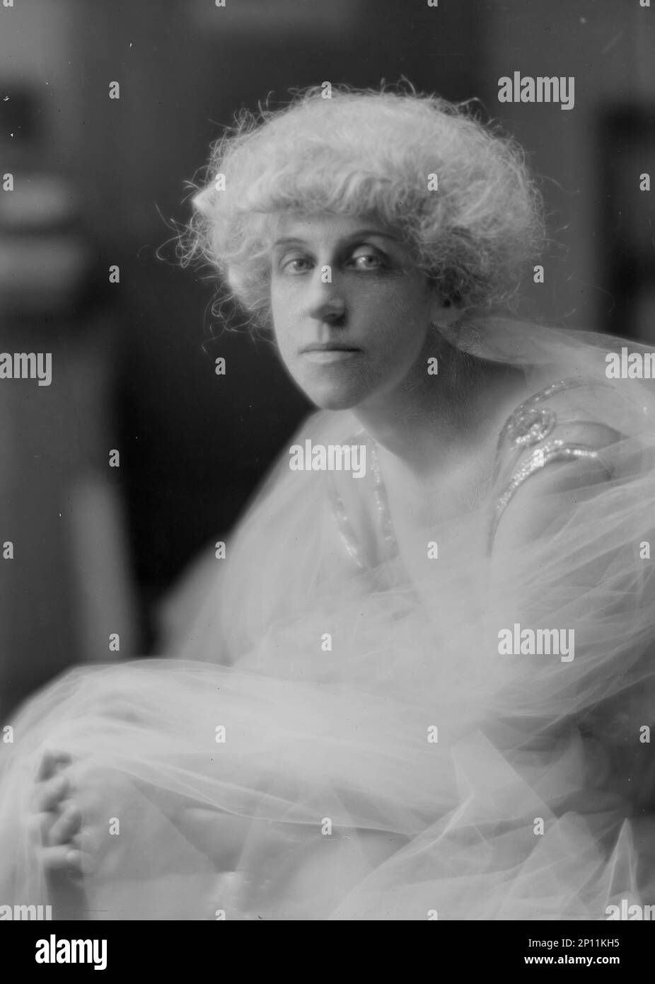 Groner, M.P., Mrs., portrait photograph, 1916 Apr. 21 Stock Photo - Alamy