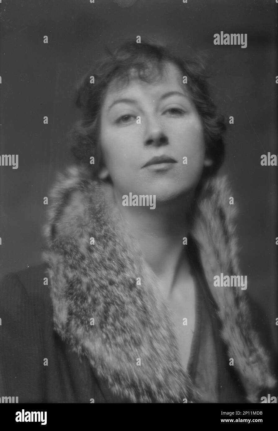 Miss gwynn hi-res stock photography and images - Alamy