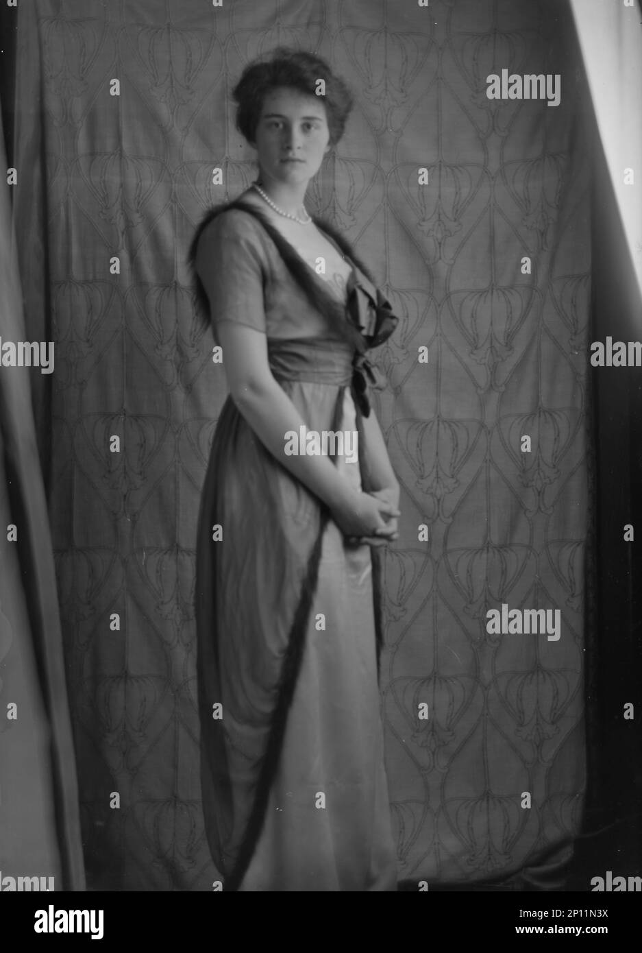 Miss helen m hi-res stock photography and images - Alamy