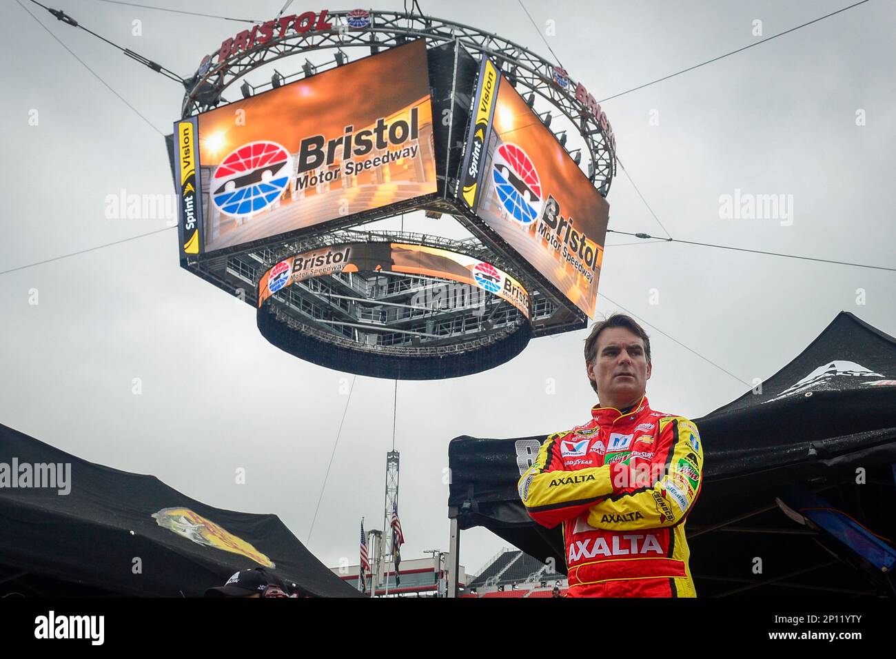 Jeff Gordon (88) during qualifying for the NASCAR Sprint Cup Series ...
