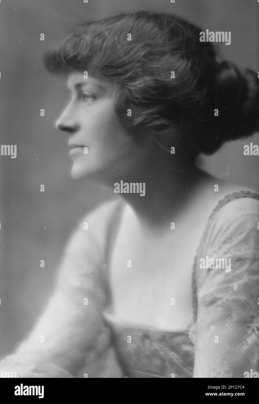 Cameron mackenzie Black and White Stock Photos & Images - Alamy