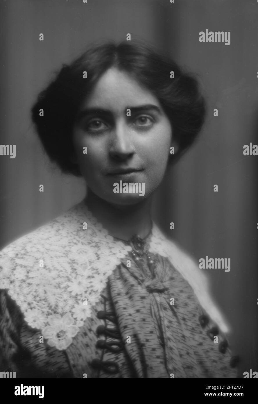 Mrs macmillan hi-res stock photography and images - Alamy