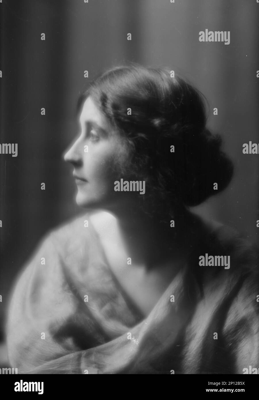 Meredith, Miss, portrait photograph, 1912 Nov Stock Photo - Alamy