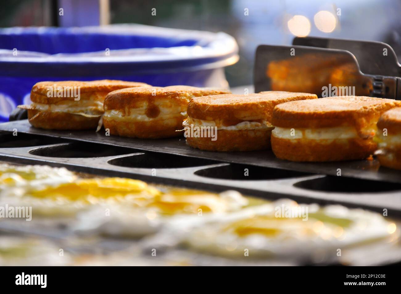 Pictures of street food made by egg bun in Bangladesh Stock Photo - Alamy