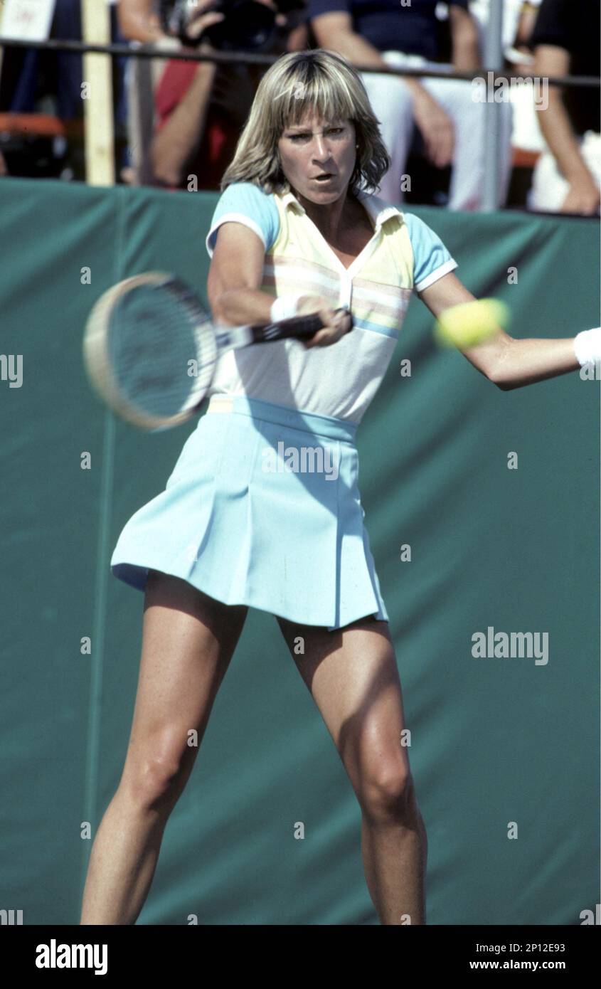 Chris Evert competes in the 1980 Lipton Players Championship tennis ...