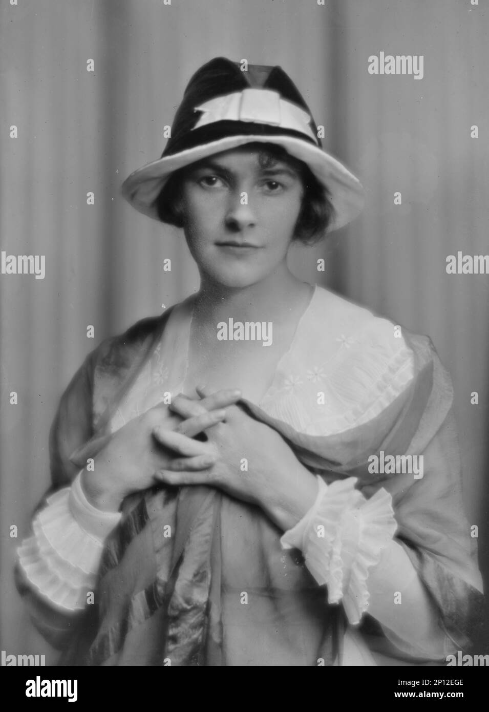 Nesbit cathleen hi-res stock photography and images - Alamy