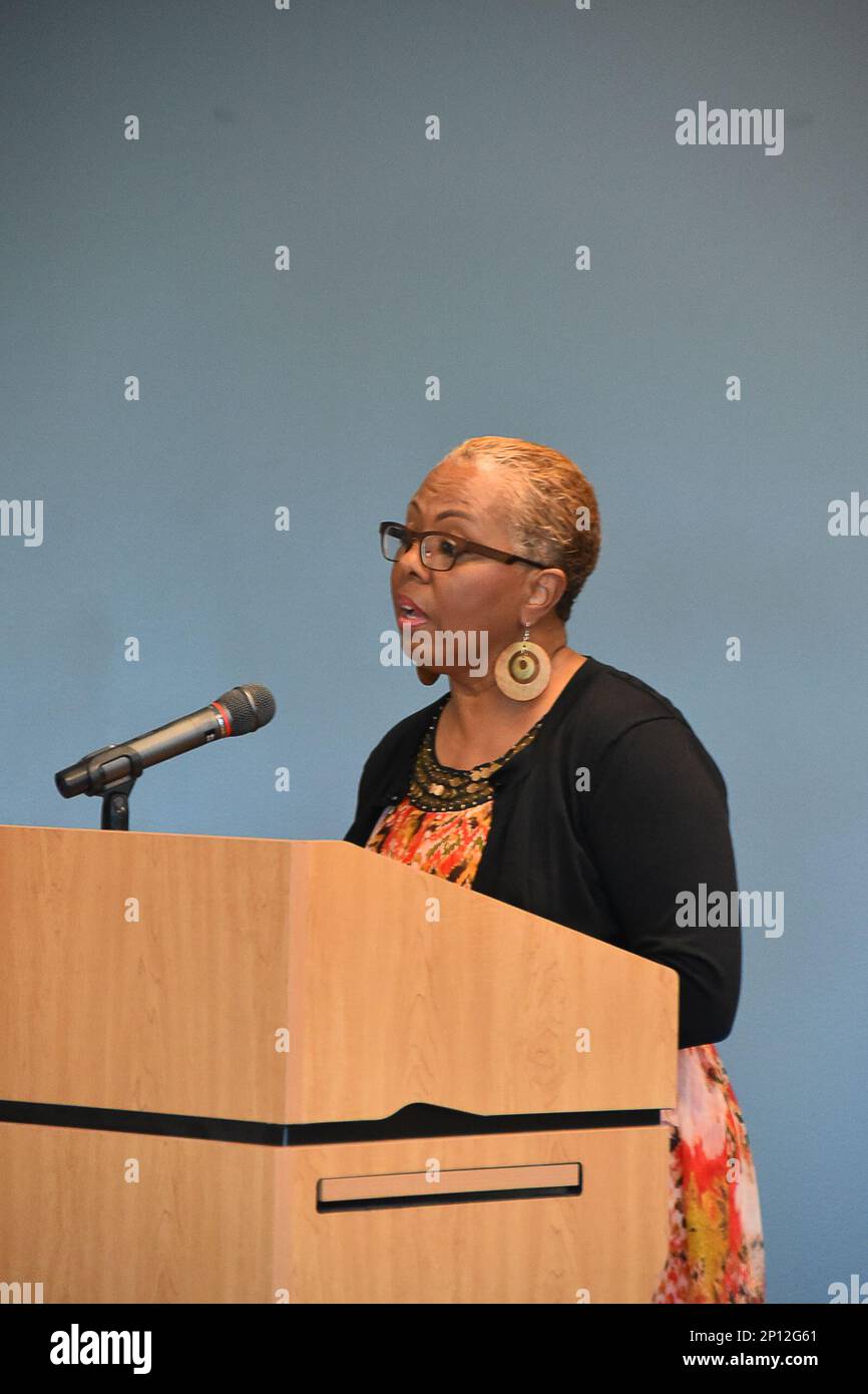 Onslow Commissioner Million Heir-Williams speaks to David Hobson and ...