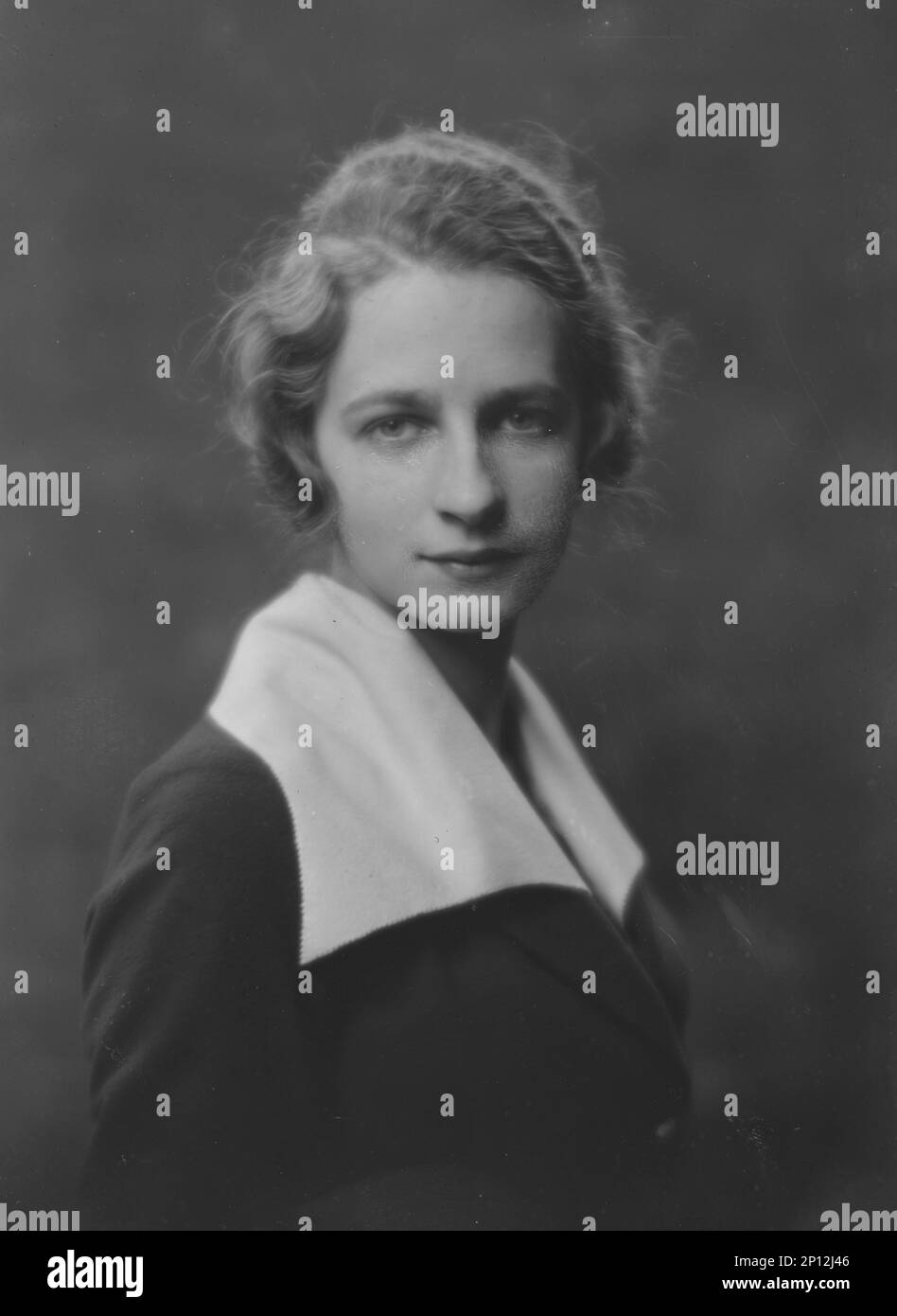 Phillips, Charlotte, Miss, portrait photograph, 1916 Stock Photo - Alamy