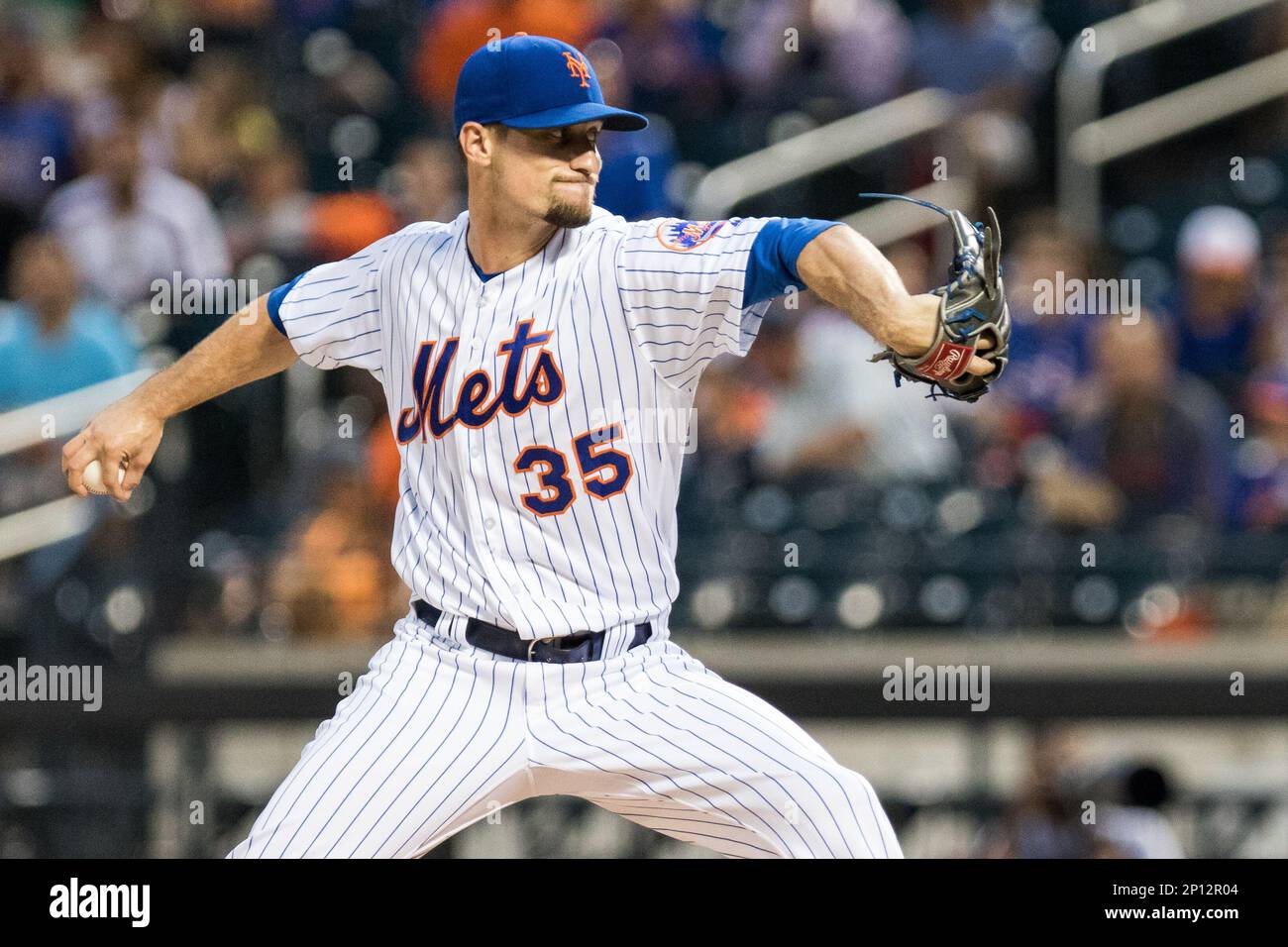 August 12, 2016: New York Mets pitcher Logan Verrett (35) during a ...