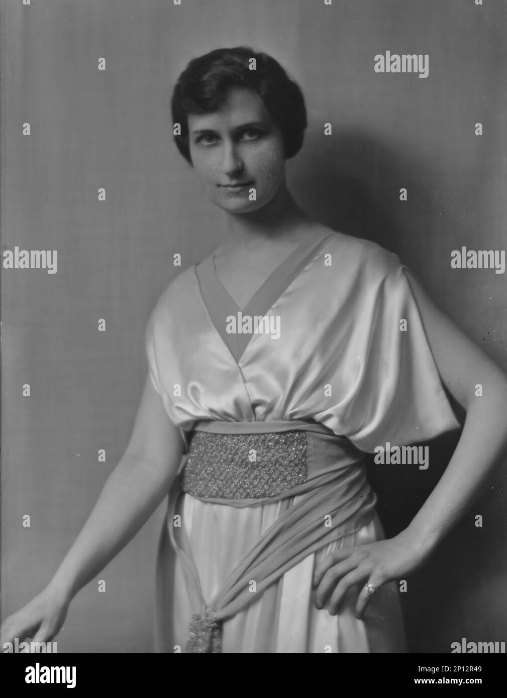 Scholle, E., Miss, portrait photograph, 1917 May 7 Stock Photo - Alamy
