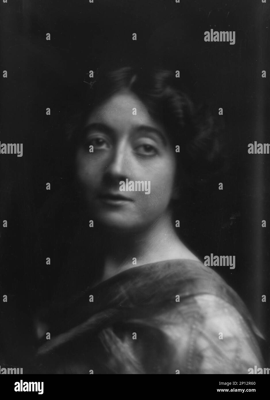 Seward, Bertha W., Miss, portrait photograph, 1912 Nov. 19 Stock Photo ...