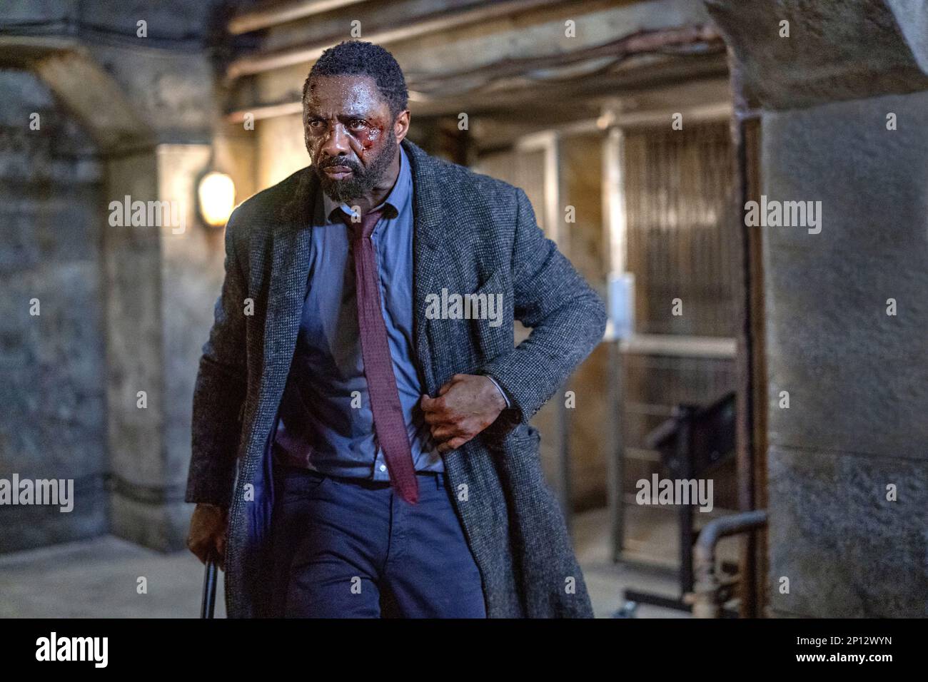 Luther The Fallen Sun Idris Elba Stock Photo - Alamy