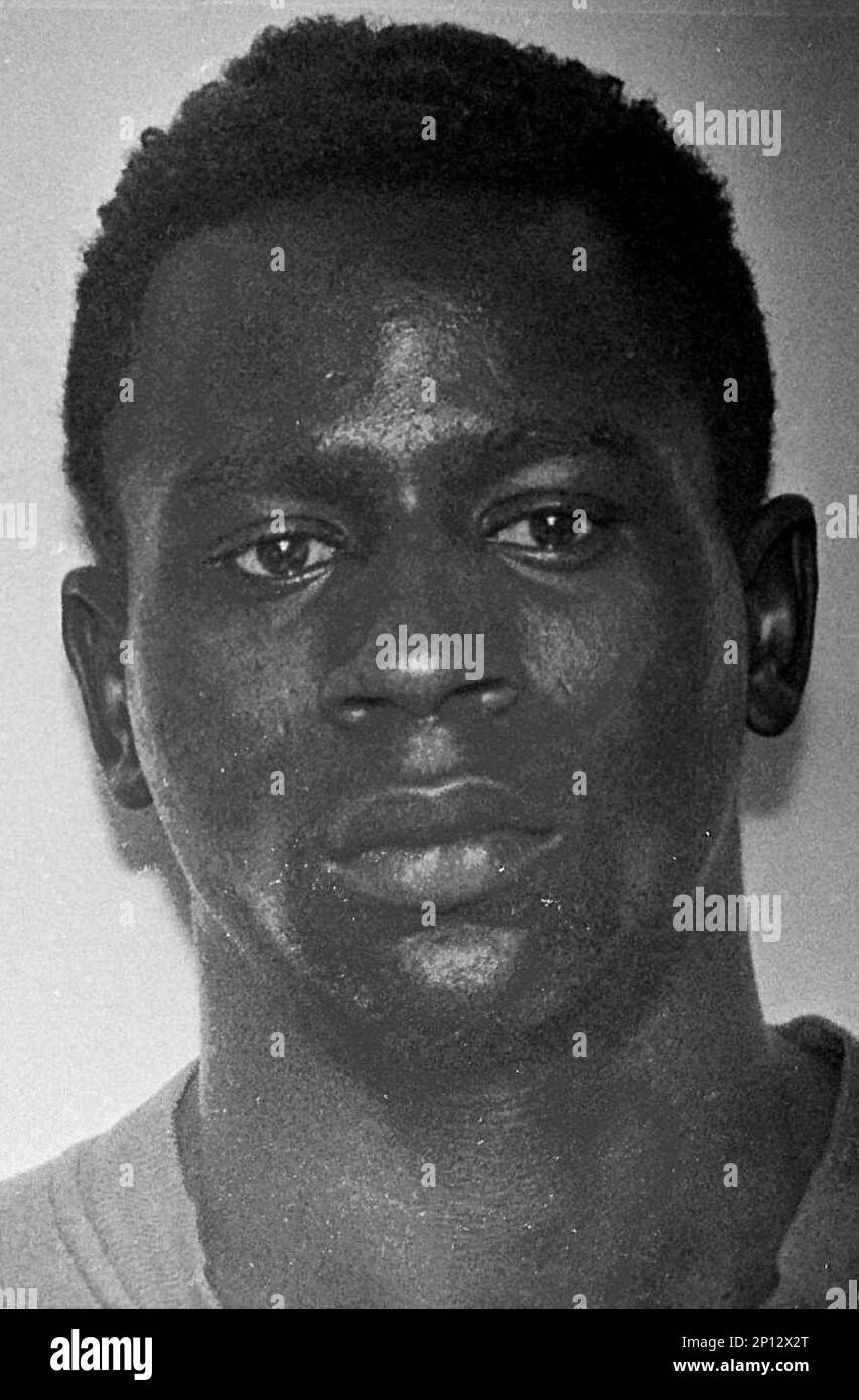 FILE -This 1990 police handout shows Anthony Carr. The Mississippi ...