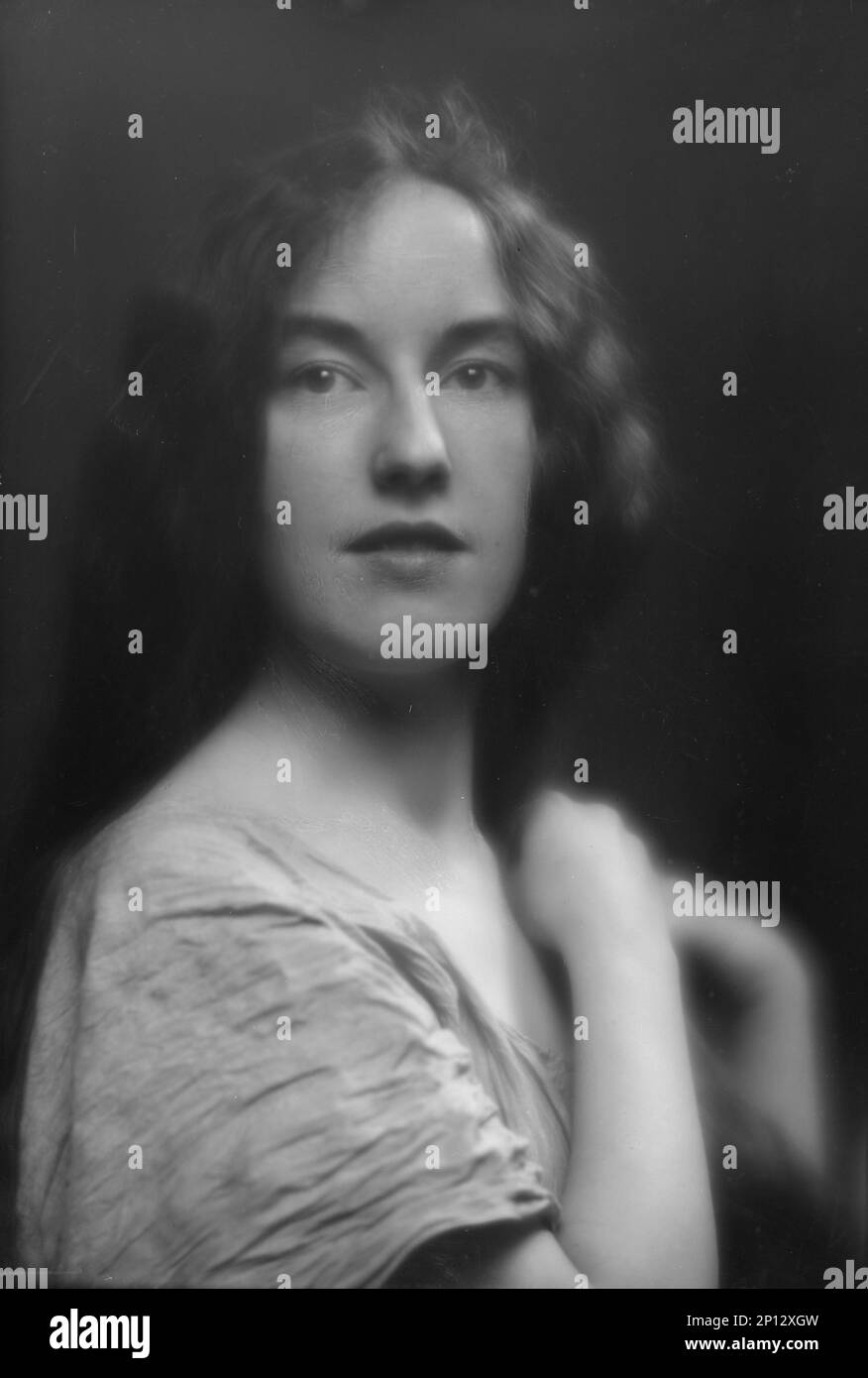 Tarvan, Miss, portrait photograph, 1912 Nov. 22 Stock Photo - Alamy