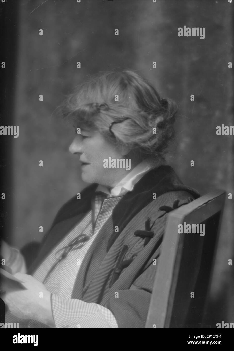 Terry, Ellen, Miss, portrait photograph, 1915 Stock Photo - Alamy